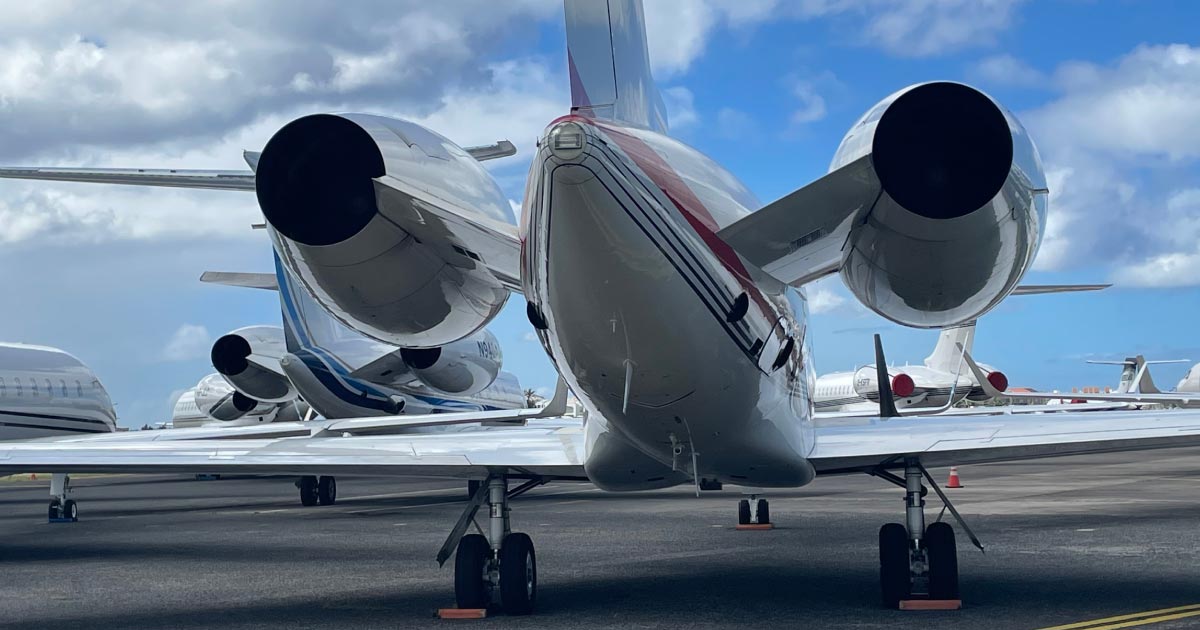 Eagle Airport Shuttle Service - mrchauffeurcolorado.com